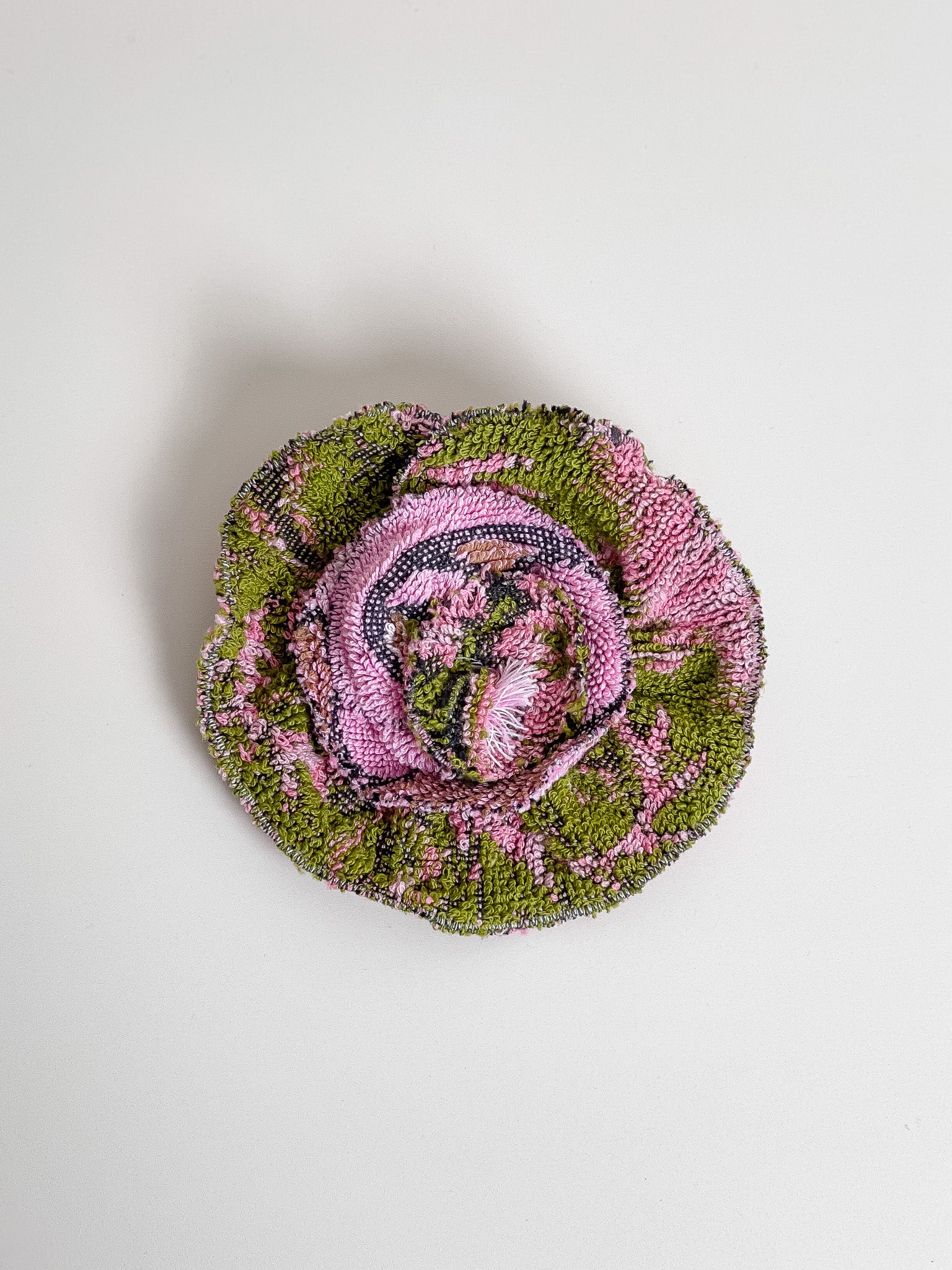 Re/lax Rosette #5 by Leigh – Re/lax Remade