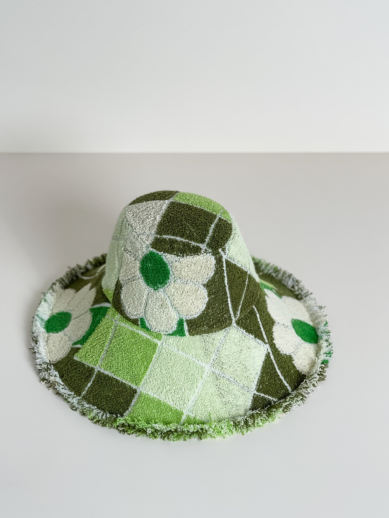 WILLOW #22 MEDIUM – Re/lax Remade